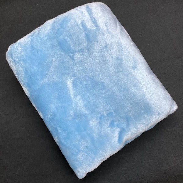 1 Metre Ultra Soft Premium Cuddle Fleece 60” Wide (Baby Blue) – The Fabric Guys